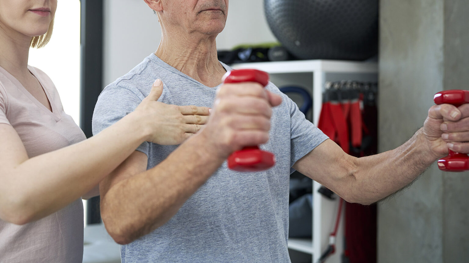 The Key Differences Between Physiotherapy vs Physical Therapy